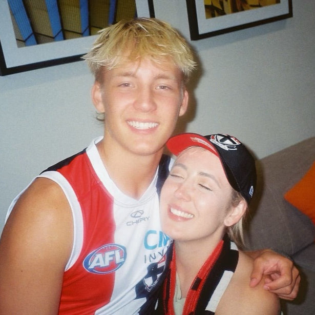 Alix Tauru - Book a Video on Swysh