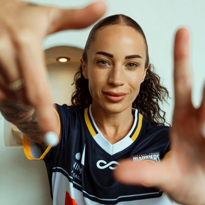 Brooke Nunn - Boon a Video on Swysh