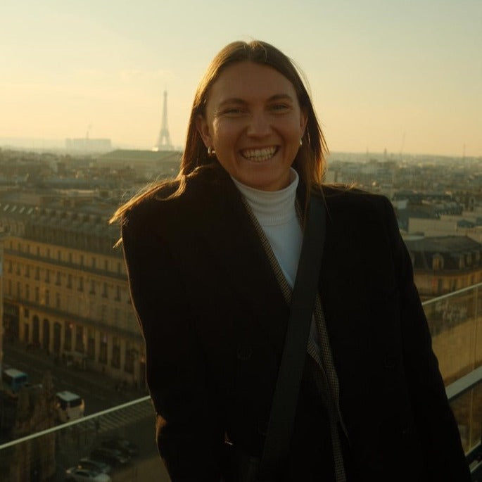 Clare Hunt - Book a Video on Swysh