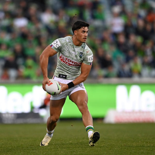 Kaeo Weekes - Book a Video Message