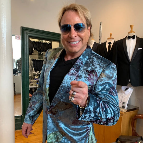 Warwick Capper - Book a Video Message