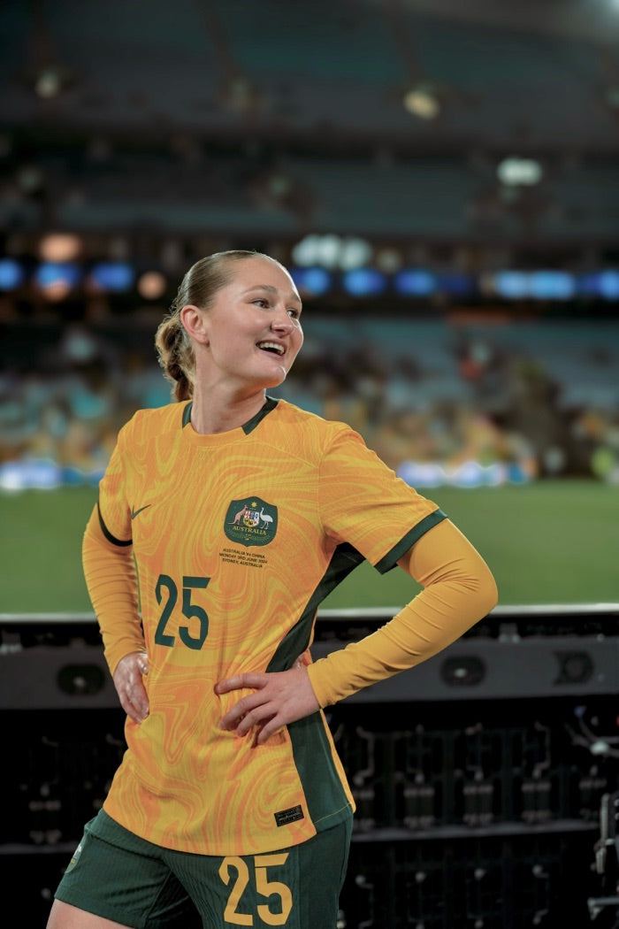 Winonah Heatley - Book a video on Swysh