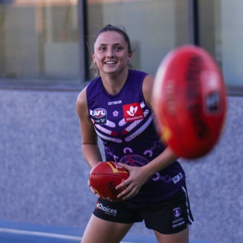 Ashley Sharp - Book a Video on Swysh