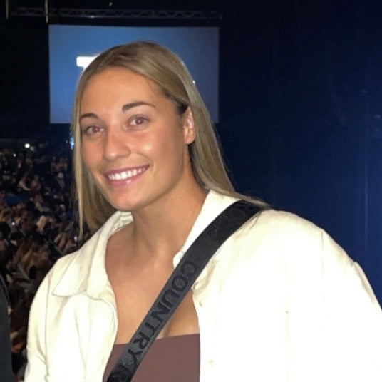 Caitlin Gould - Book a Video Message on Swysh