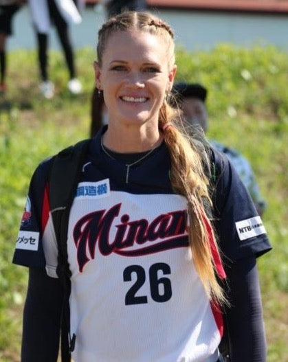 Ellen Roberts - Book a Video on Swysh