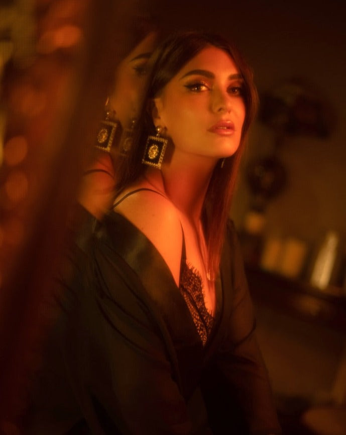 Janine - Book a Video on Swysh