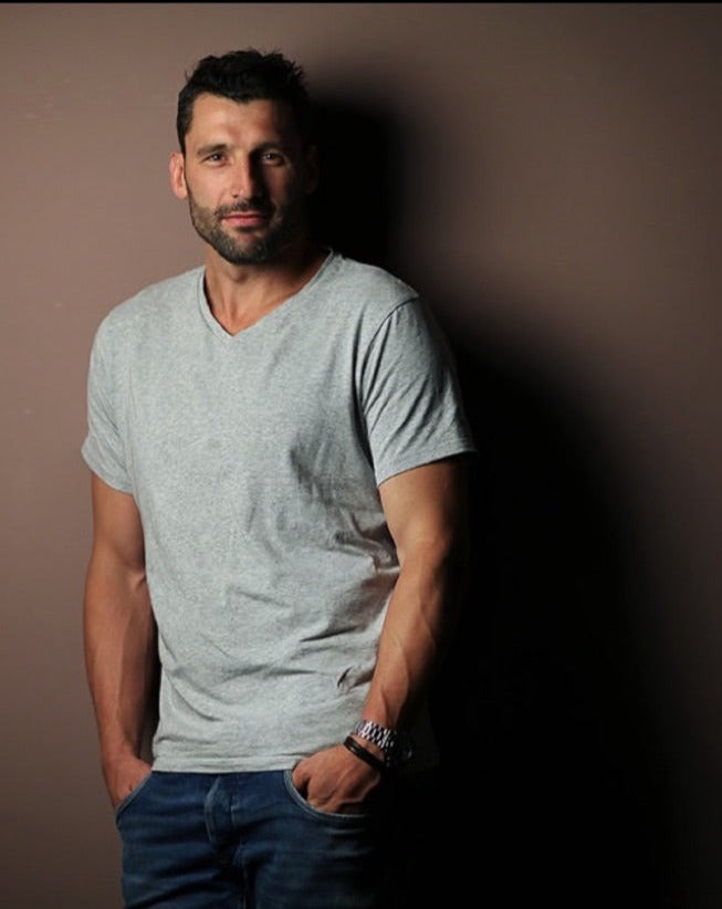 Russell Robertson - Book a Video on Swysh